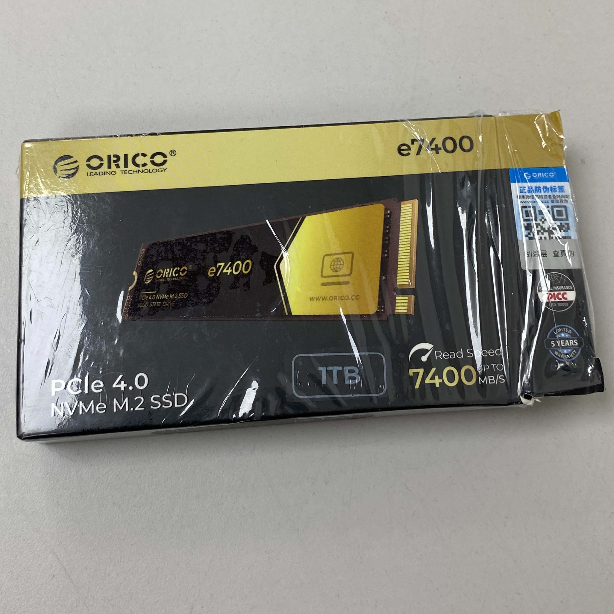 Like New ORICO e7400 1TB NVMe SSD, PCIe Gen4 x 4 M.2 2280 SSD ...